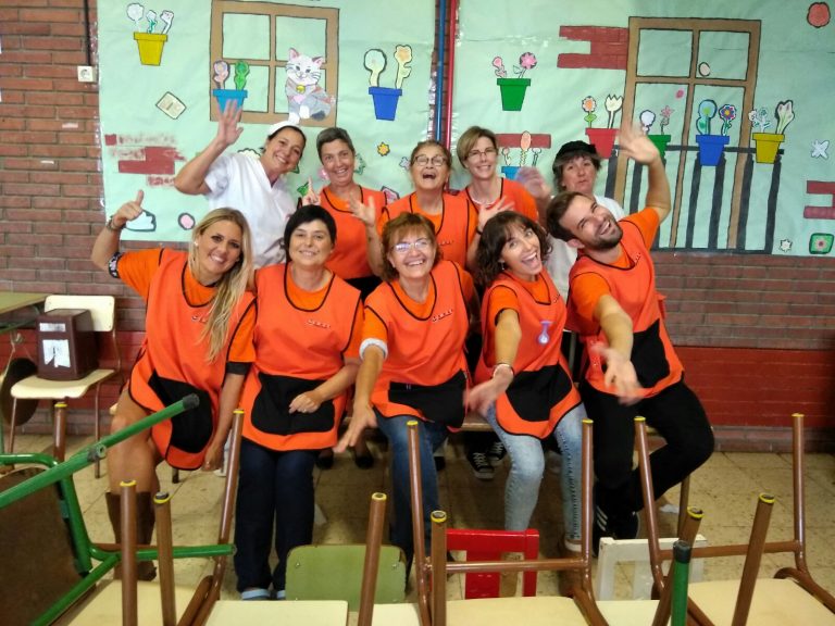 ELS NOSTRES EQUIPS – Com a Casa Menjadors ELS NOSTRES EQUIPS – Com a Casa Menjadors